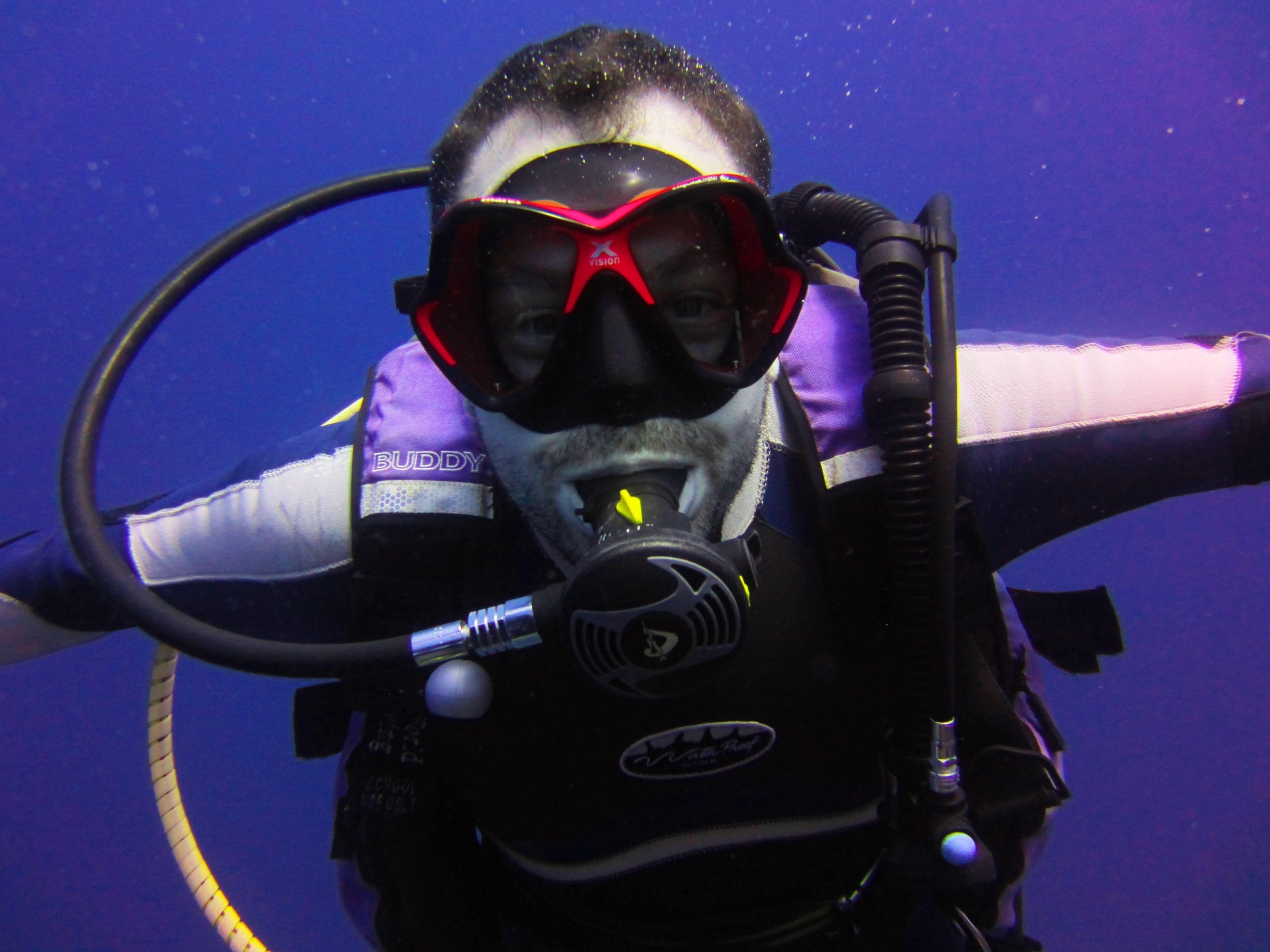 Try scuba diving for children and adults in Leicestershire & Cornwall, UK